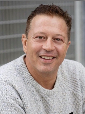 Katie-Ellen Humphries